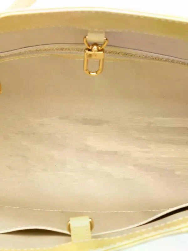 LOUIS VUITTON 2012 Monogram Vernis Avalon Mm Shoulder Bag
