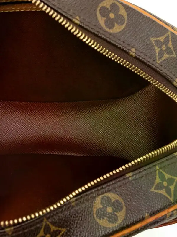 LOUIS VUITTON 2005 Monogram Blois Crossbody Bag