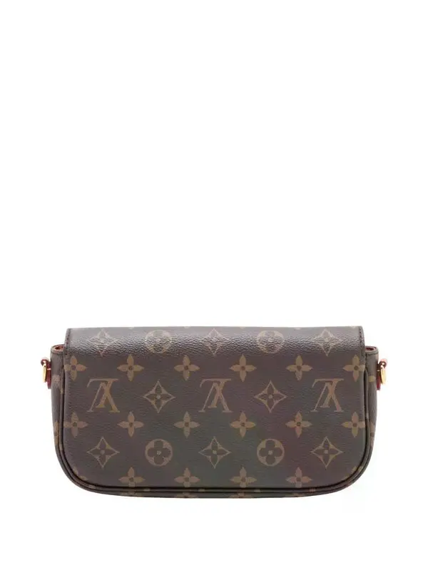 LOUIS VUITTON 2021-2026 Monogram Ivy Wallet On Chain Satchel