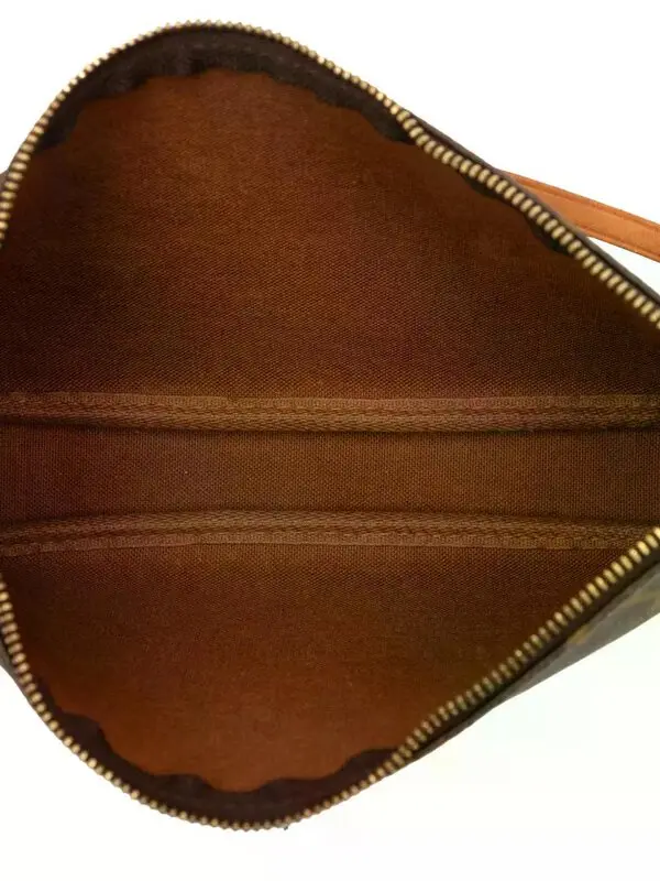 LOUIS VUITTON 2002 Monogram Pochette Accessoires Shoulder Bag