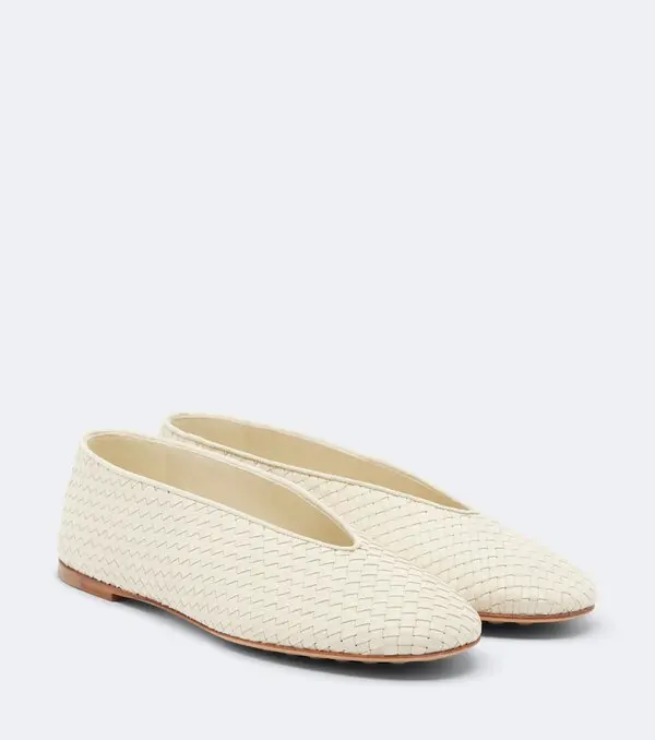 Bottega Veneta Rosa Intrecciato Leather Ballet Flats - White