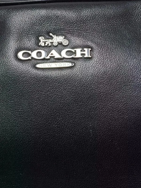 COACH Logo-plaque Leather Cross Body Bag