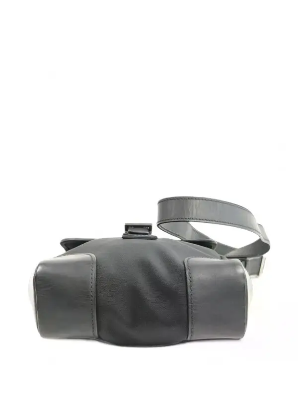Gucci Gg Buckle Shoulder Bag
