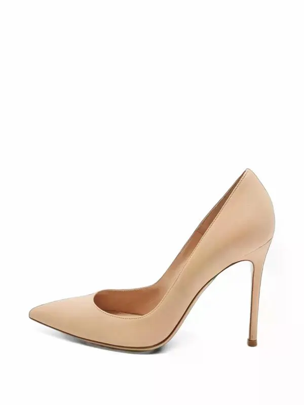 GIANVITO ROSSI Pointed-toe Pumps