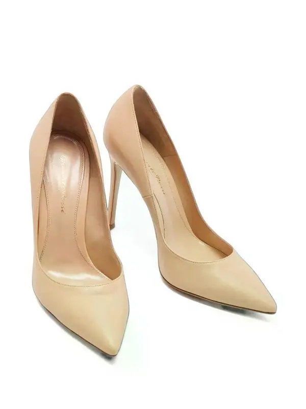 GIANVITO ROSSI Pointed-toe Pumps