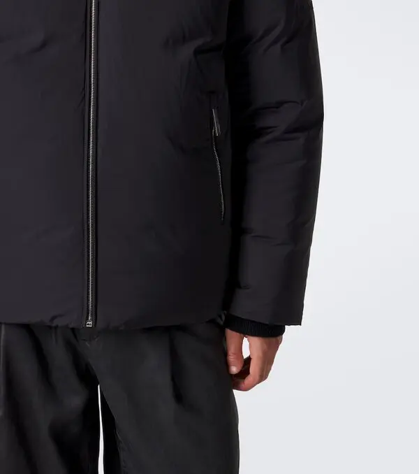 NOMAKA Safien Down Jacket