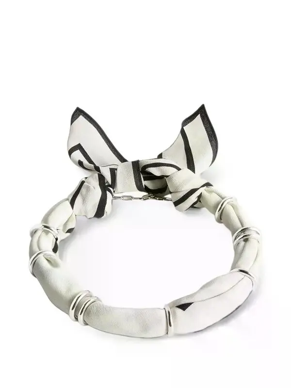 TOTEME Fine Silk Scarf Collar Ecru/black - Silver