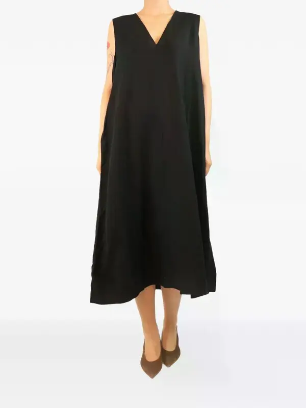 Asceno V-neck Midi Dress