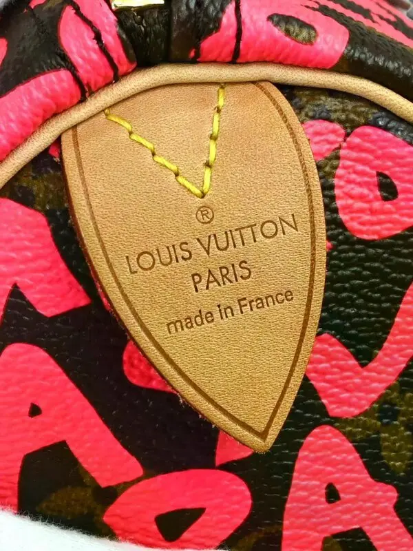 LOUIS VUITTON 30 Monogram Graffiti Speedy Tote Bag