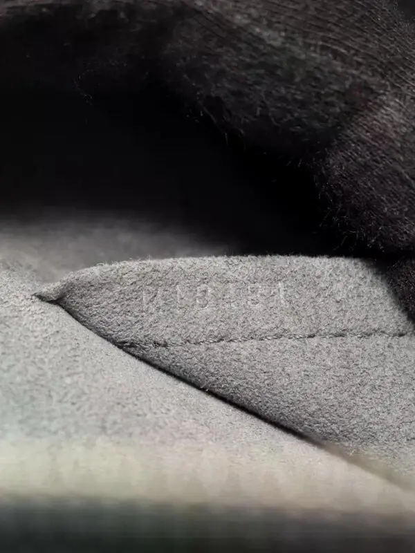 LOUIS VUITTON 2011 Epi Alma Gm Handbag