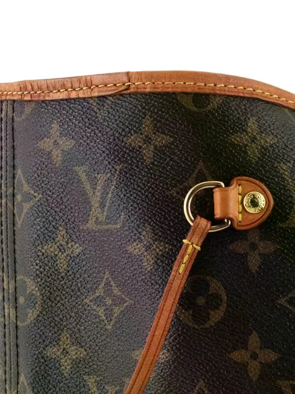 LOUIS VUITTON Neverfull Monogram Canvas Gm Tote Bag