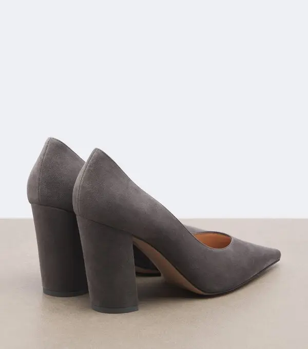 GIANVITO ROSSI Piper Suede Pumps