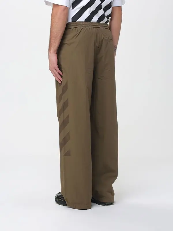 Off-White Trousers Colour
