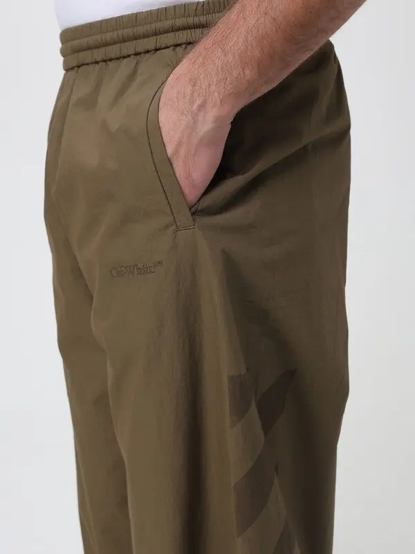 Off-White Trousers Colour