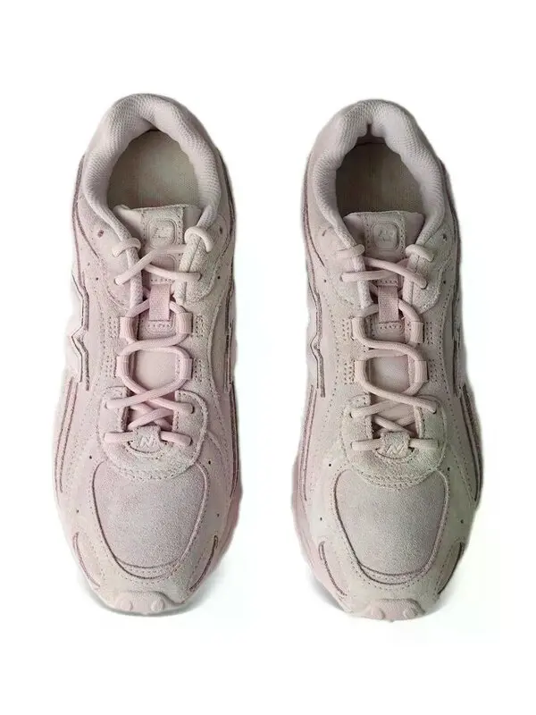 NEW BALANCE 204l Sneakers