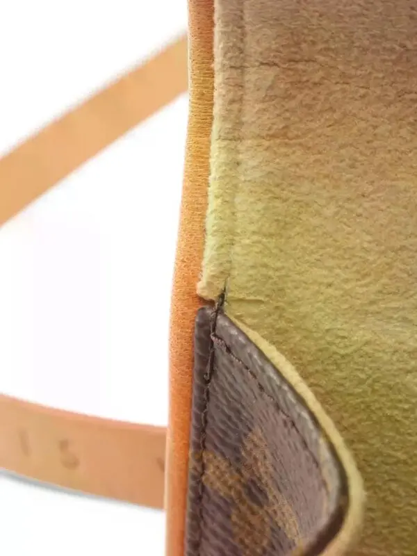 LOUIS VUITTON 2002 Mini Florentine Monogram Belt Bag