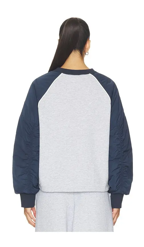 On X Zendaya Oversized Crewneck