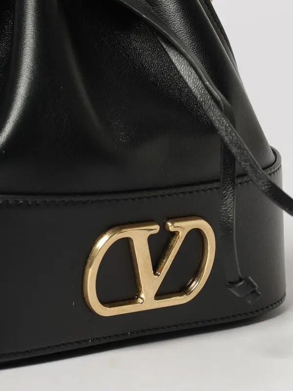 Valentino Garavani Vlogo Signature Mini Leather Bucket Bag With Chain Strap - Black