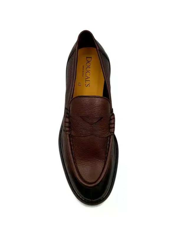 DOUCAL'S Grained Round-toe Loafers