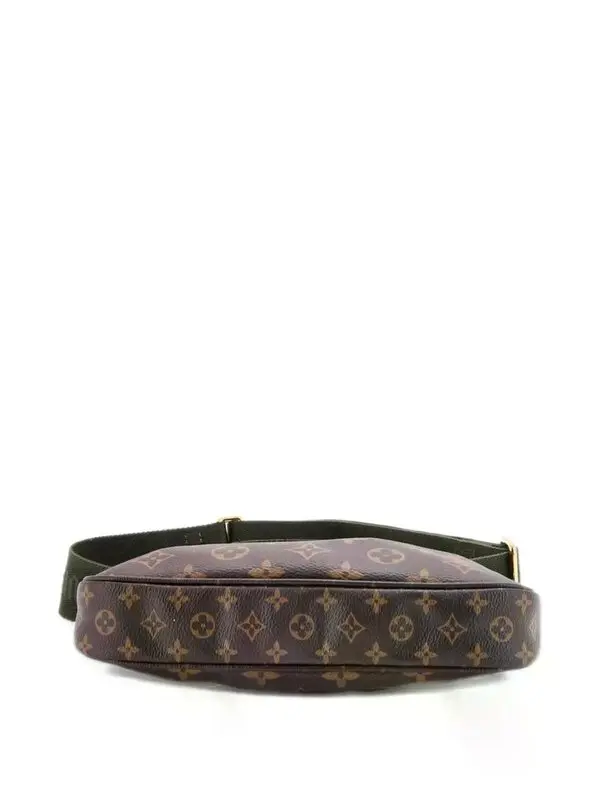 LOUIS VUITTON Multi Pochette Accessoires Monogram Canvas Crossbody Bag