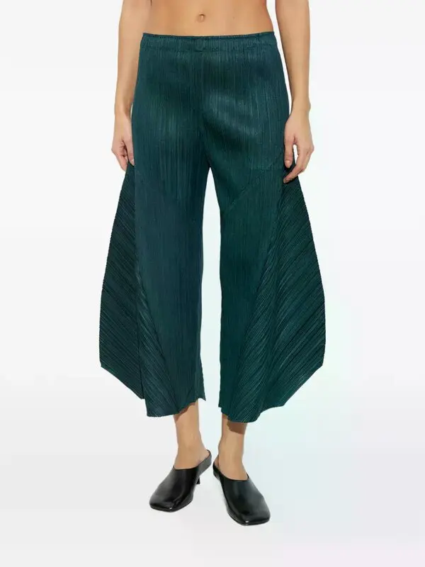 Issey Miyake Pleated Cropped Trousers