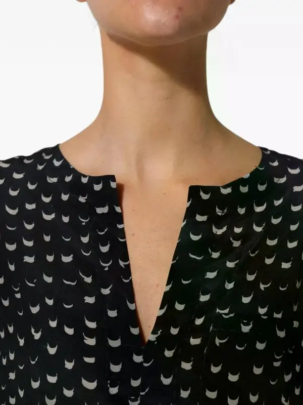 Bruno Manetti Silk V-neck Blouse