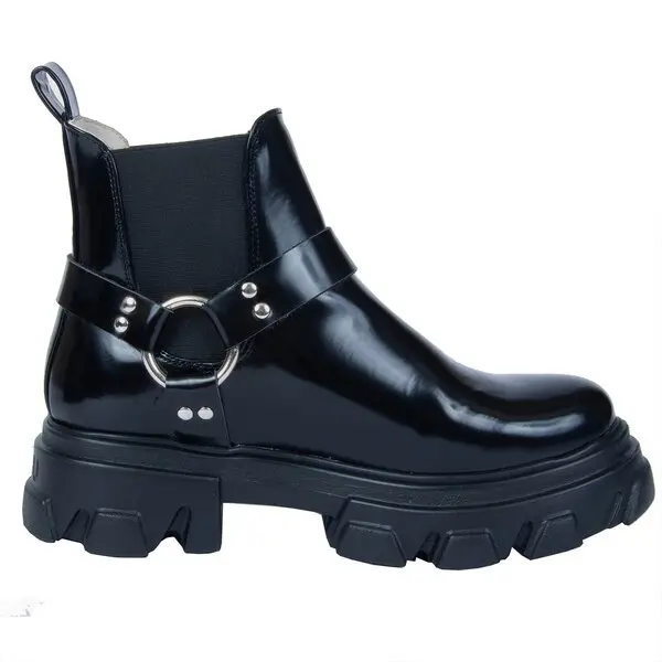 URBNKICKS Chelsea Shinny Strap