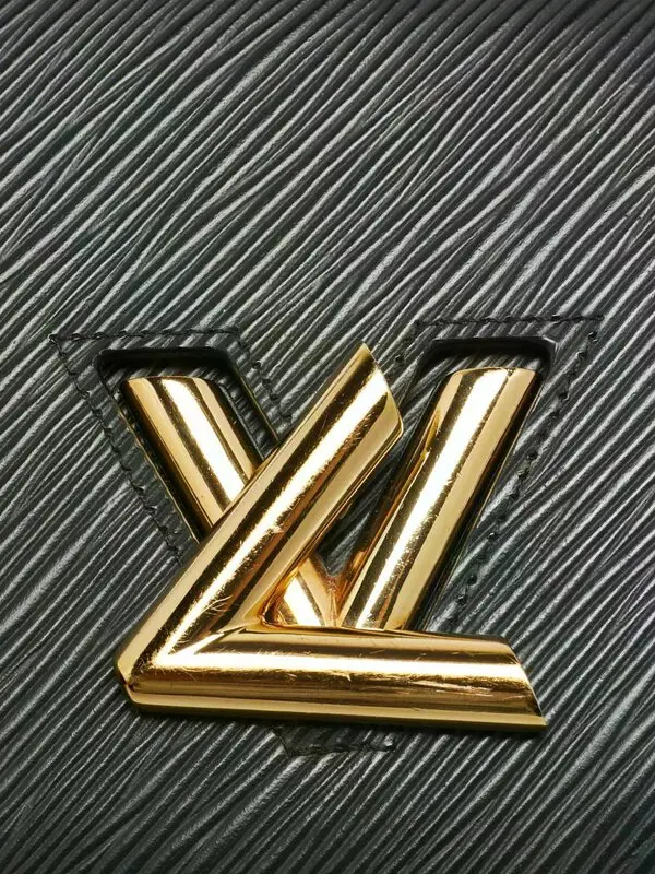 LOUIS VUITTON 2020 Twist Épi Leather Cross-body Bag