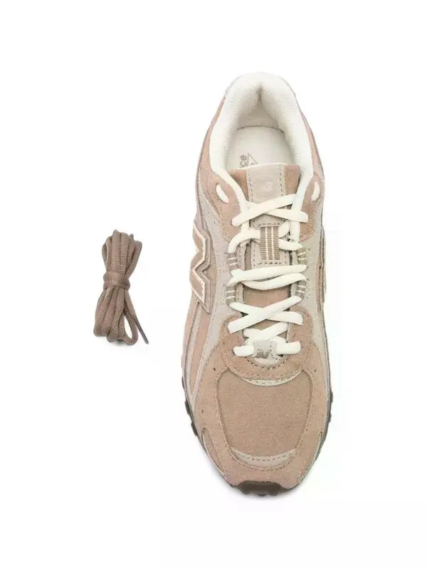 NEW BALANCE 204l Panelled Sneakers