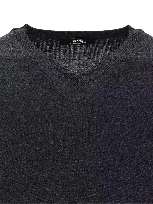 Alpha Studio V-neck Merino-wool Sweater