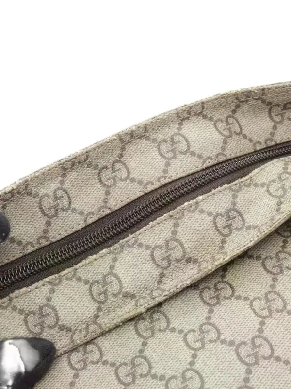 Gucci 2000s Gg Supreme Shoulder Bag - Neutrals