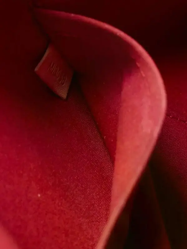LOUIS VUITTON 2008 Gm Alma Pomme D’amour Monogram Vernis Tote Bag