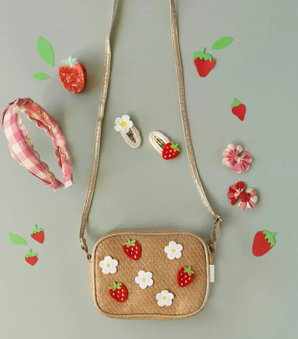 ROCKAHULA Strawberry Fields Claw Hair Clip