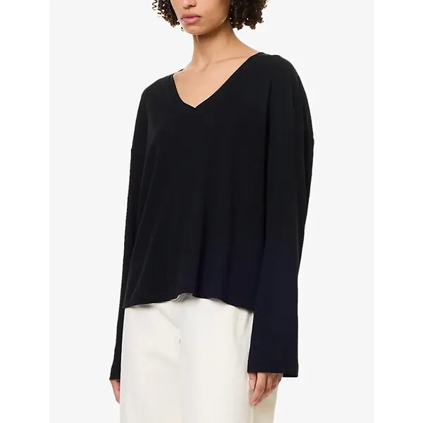 Dissh Darina V-neck Cotton Top