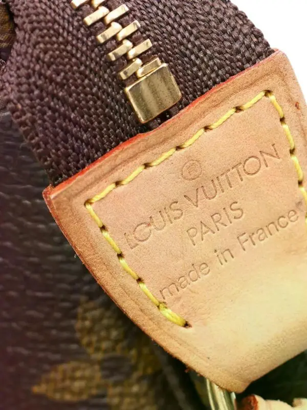 LOUIS VUITTON 2001 Monogram Pochette Accessoires Shoulder Bag