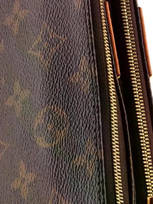 LOUIS VUITTON Multi Pochette Accessoires Monogram Canvas Crossbody Bag