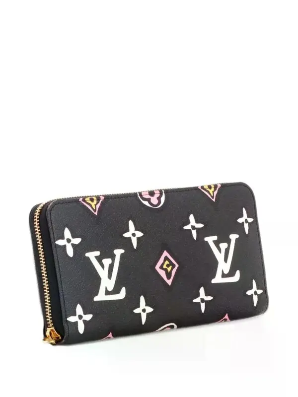 LOUIS VUITTON Zippy Wallet Wild At Heart Monogram Giant Small Wallets - Black