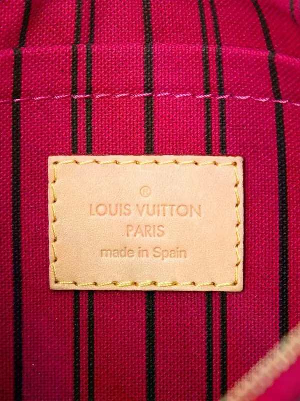 LOUIS VUITTON 2018 Monogram Neverfull Mm Pouch