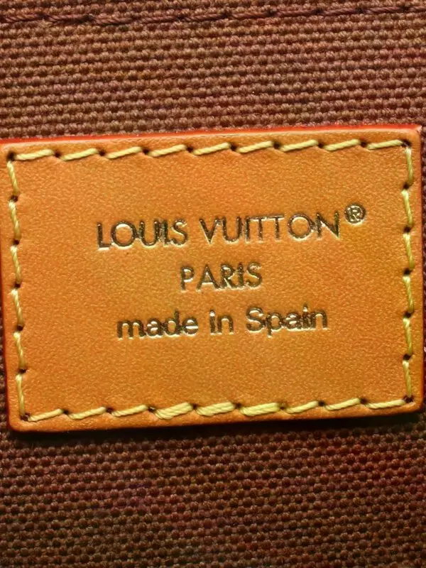 LOUIS VUITTON 2010-2026 Monogram Keepall Cargo Bandouliere 25 Satchel