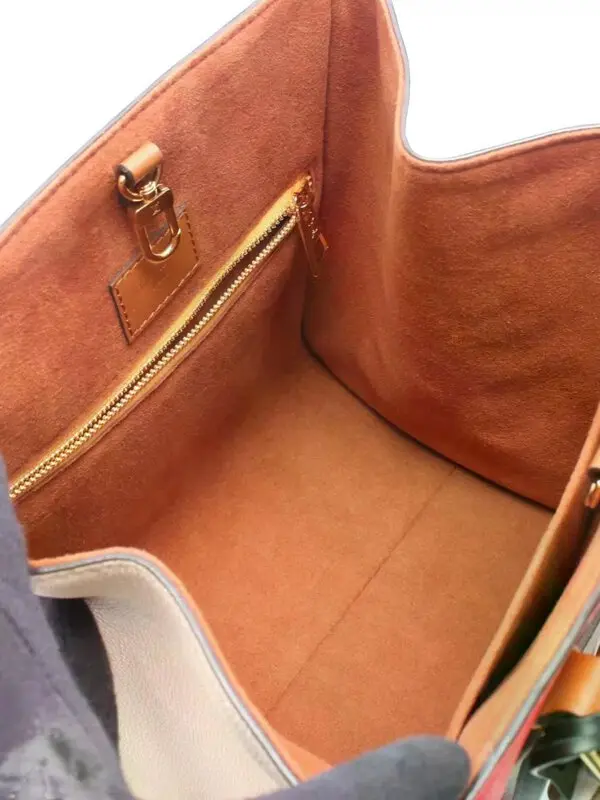 LOUIS VUITTON 2020 Monogram Fold Tote Pm Satchel