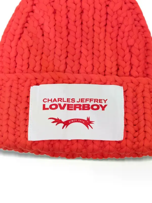 CHARLES JEFFREY Chunky-knit Logo-patch Beanie Hat