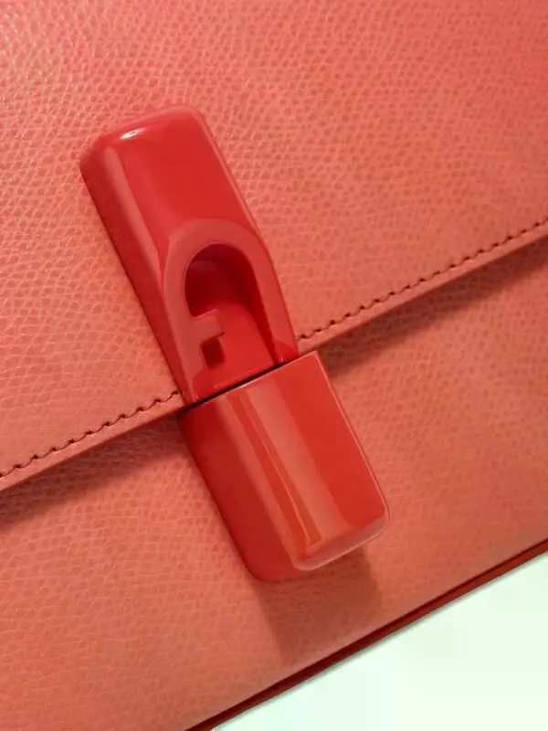 Furla Small Iride Crossbody Bag - Pink