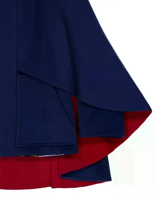 La DoubleJ Zip Fastening Cape