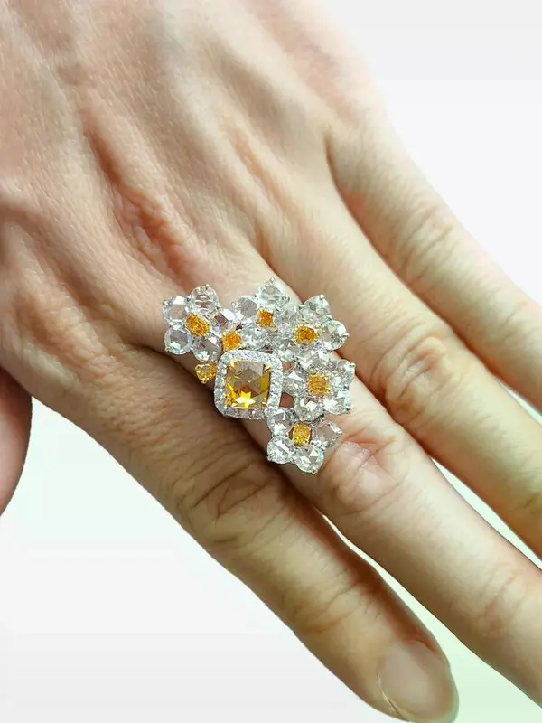 HYT JEWELRY Floral Diamond Cocktail Ring - Silver