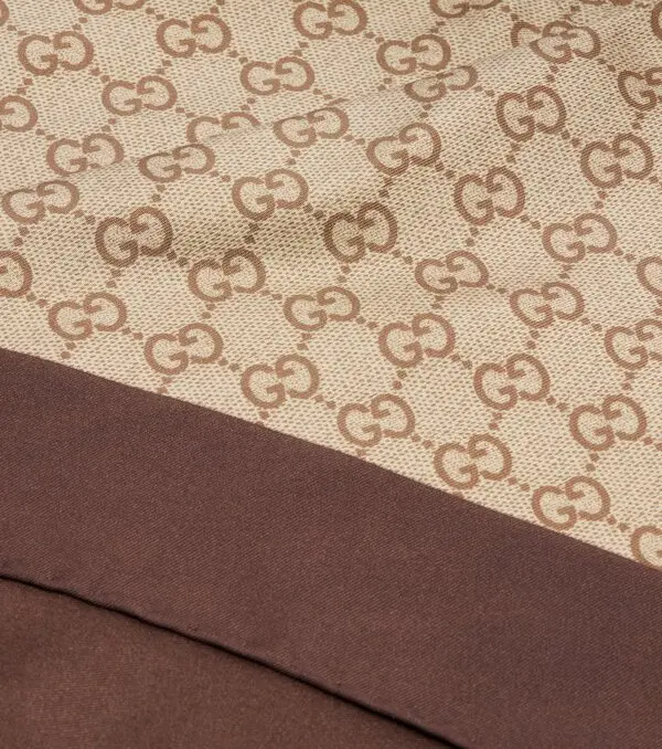 Gucci Gg Printed Silk Twill Scarf - Beige