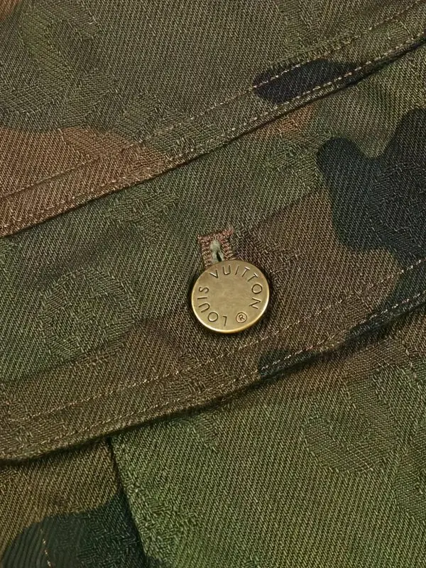 LOUIS VUITTON Supreme Camouflage Effect Jacket