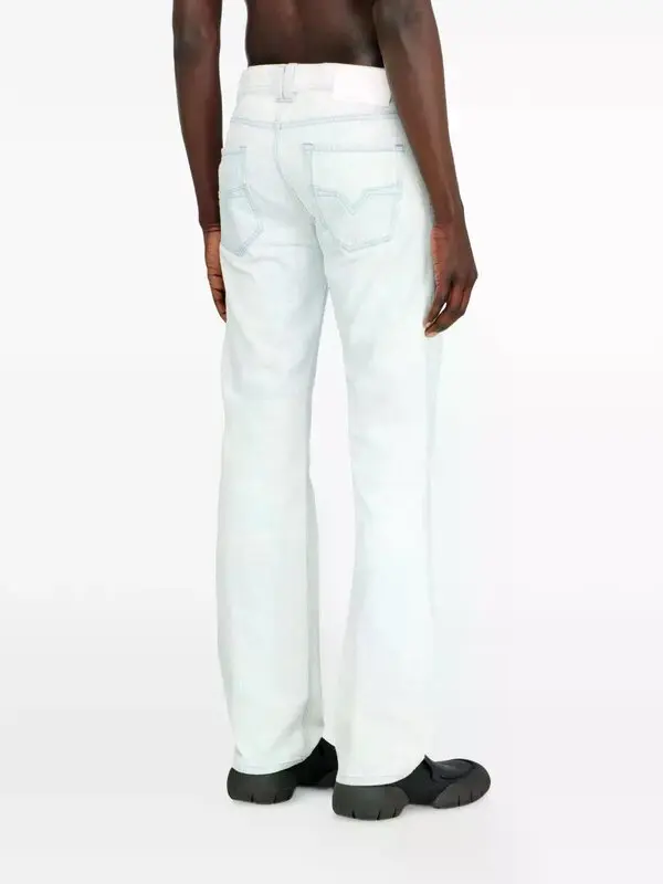 DIESEL® Larkee Straight-leg Jeans In Light Wash Denim