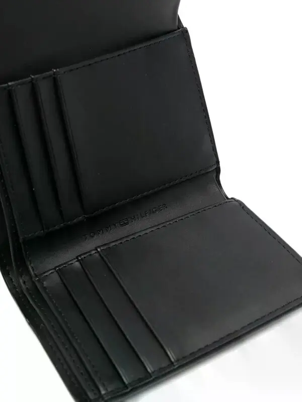 Tommy Hilfiger Flag Trifold Wallet