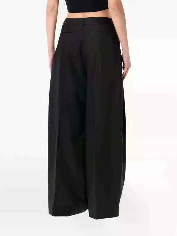 THELATEST Deva Pleated Trousers - Black