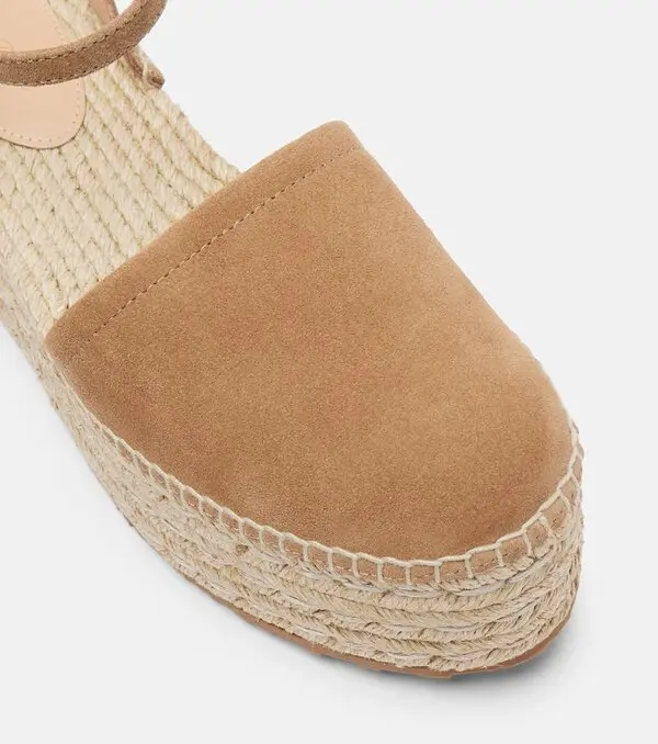GIANVITO ROSSI Suede Espadrille Platform Sandals - Beige